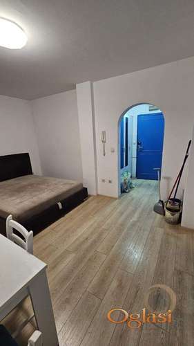 JEDNOSOBAN NAMEŠTEN STAN, DETELINARA