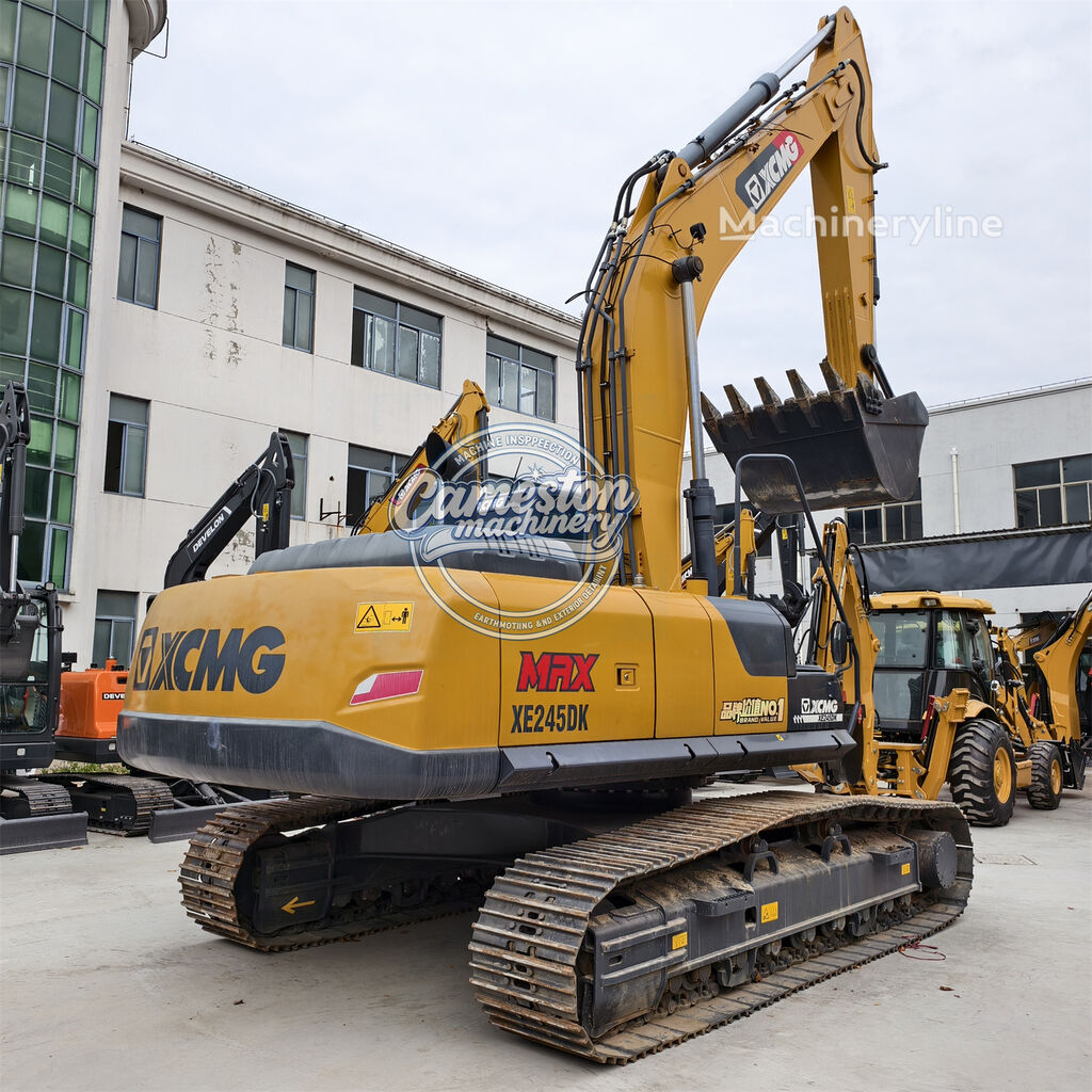 Novi XCMG XE245DK bager guseničar
