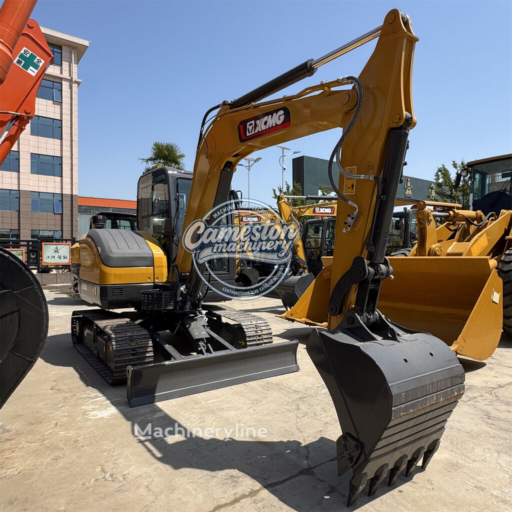 Novi XCMG XE60GPRO mini bager