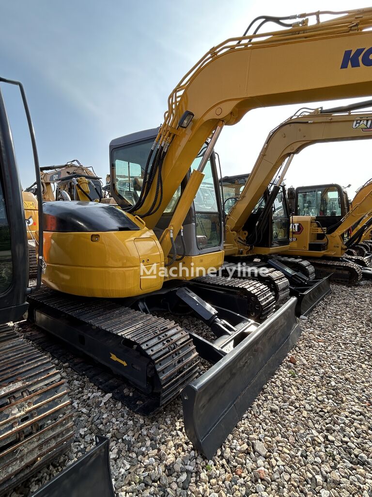 Komatsu PC78US bager guseničar