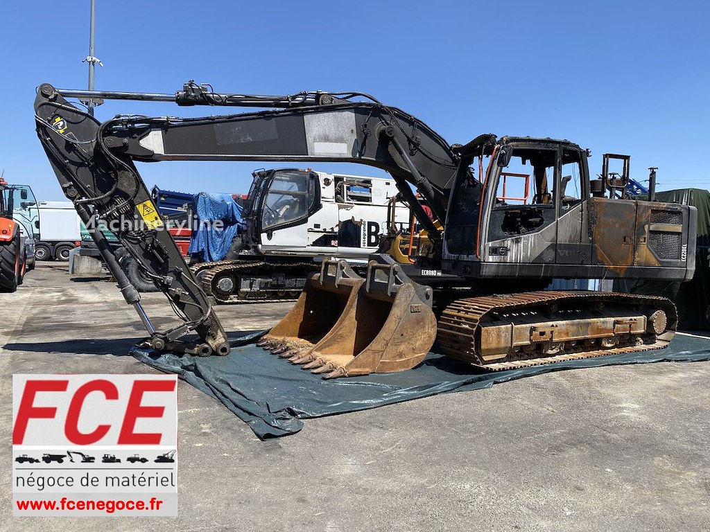 Volvo EC 220 EL /Certificat CE bager guseničar nakon udesa