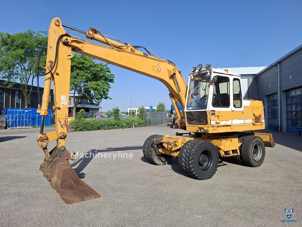 Liebherr A900C / NL WHEELED EXCAVATOR / 67KW / 19025 HOURS / 1991 bager točkaš