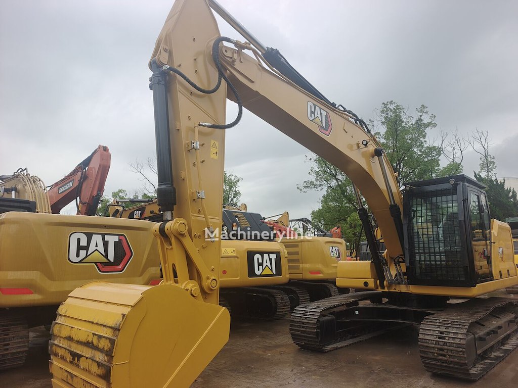 Caterpillar 320 bager guseničar