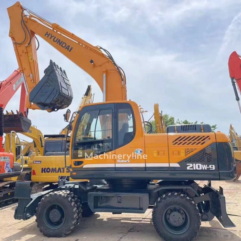 Hyundai HW210 bager točkaš