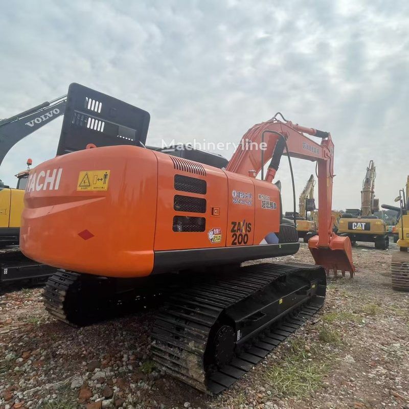 Hitachi ZX200 bager guseničar