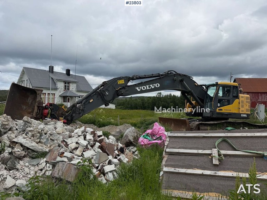 Volvo ECR305CL gravemaskin m/ GPS, pusseskuffe og rototilt bager guseničar