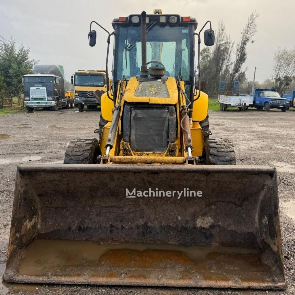 New Holland B90B bager-utovarivač