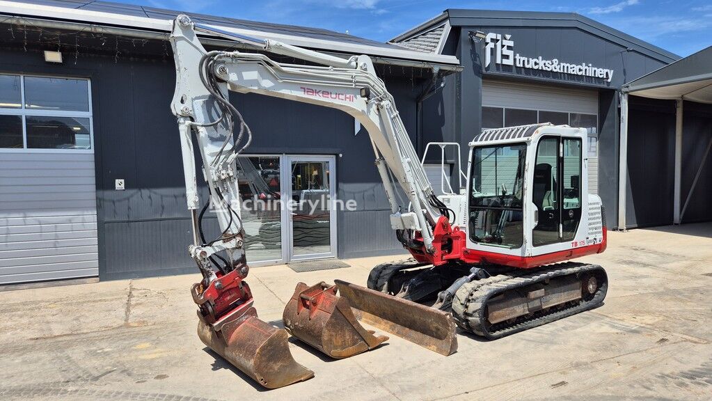 Takeuchi TB175 midi bager