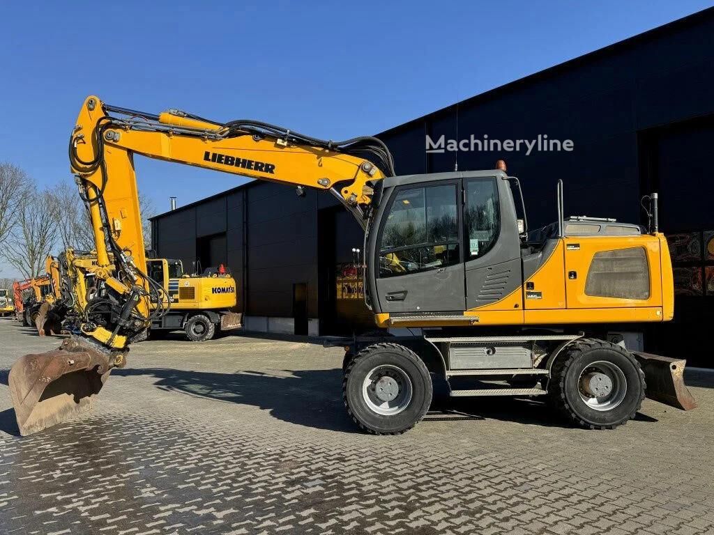 Liebherr A918 Engcon NL MACHINE bager točkaš