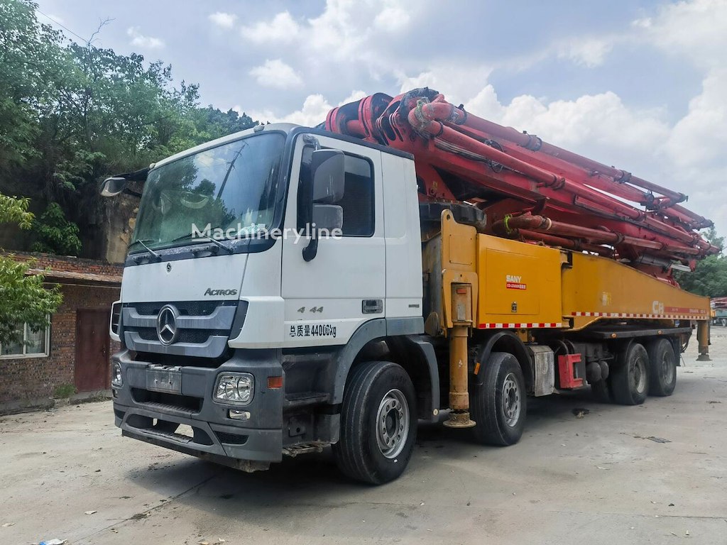 Sany SYM5449THB na šasiji Mercedes-Benz 4144 pumpa za beton