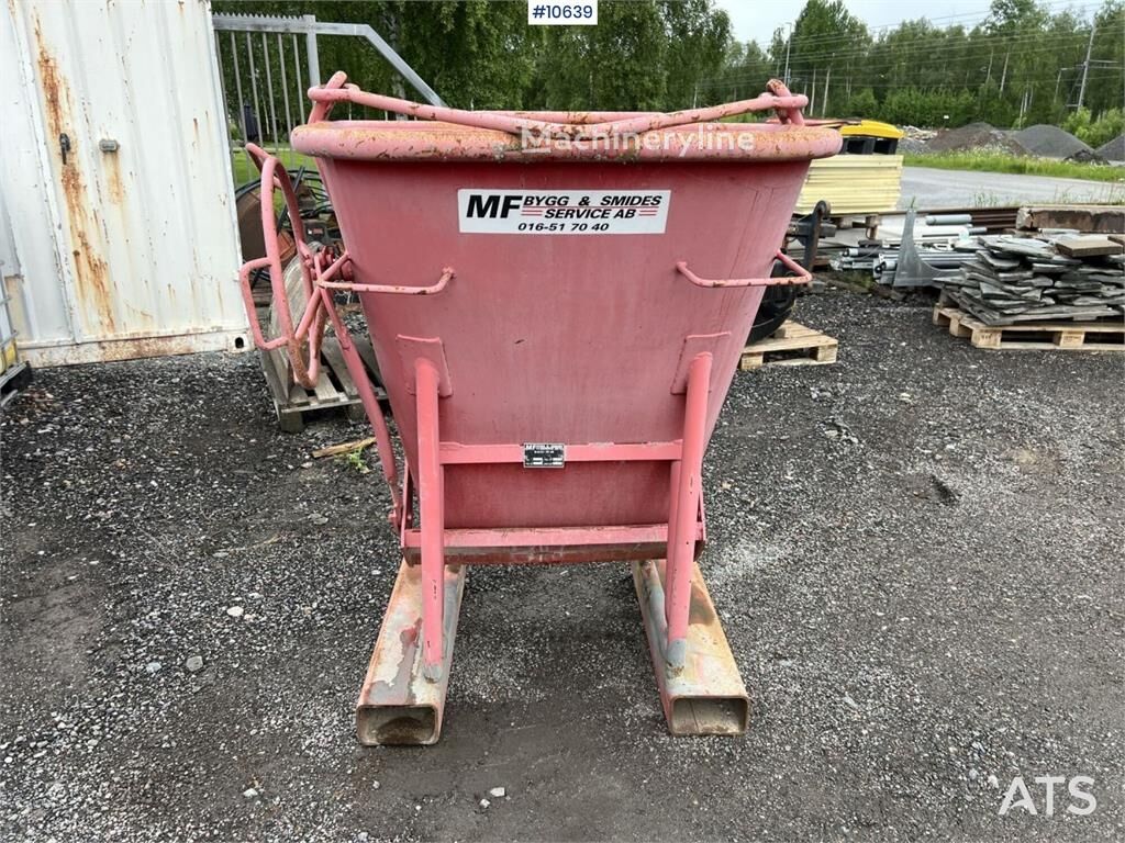Massey Ferguson Bygg & Smides Service AB Betongbask kanta za beton