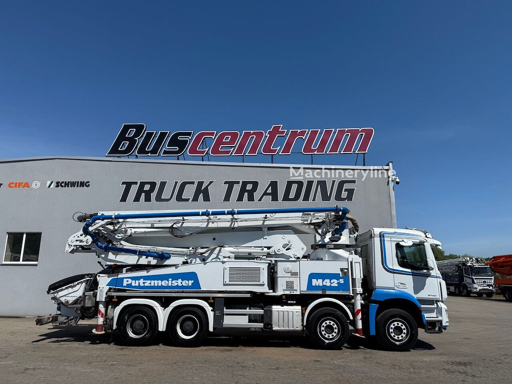 Putzmeister 42-5.16H na šasiji Mercedes-Benz Arocs 3740 pumpa za beton
