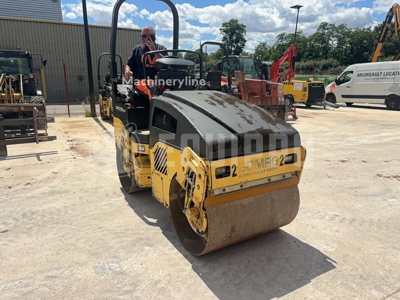 BOMAG BW 100 AD-4 mali valjak