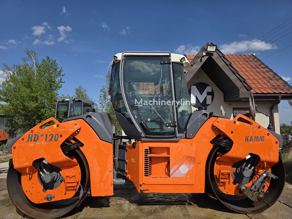 Hamm HD 120 valjak za asfalt