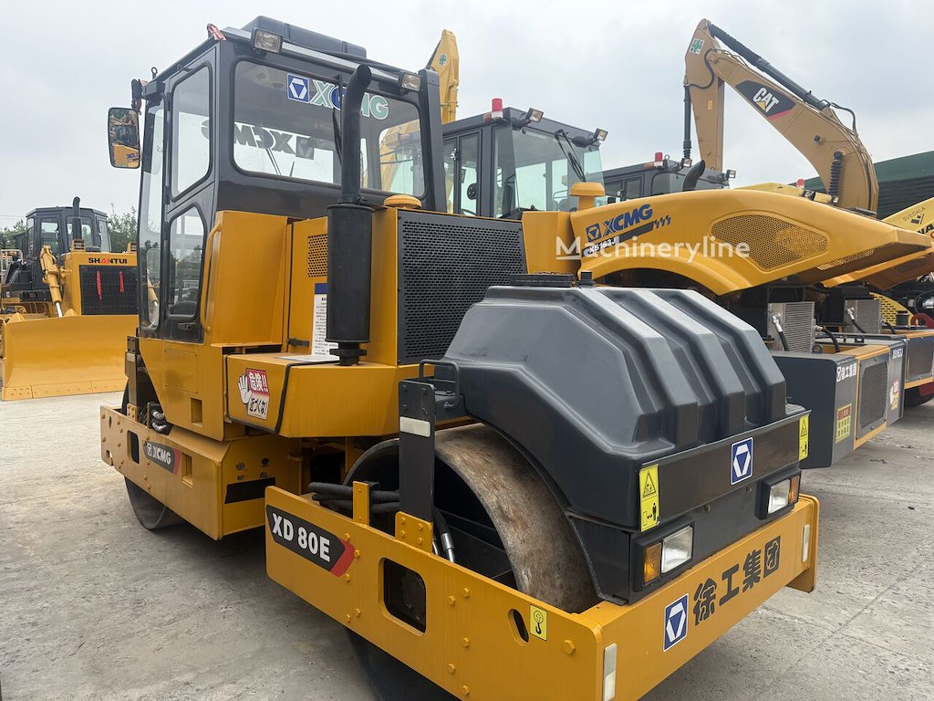 XCMG XD80E valjak za asfalt
