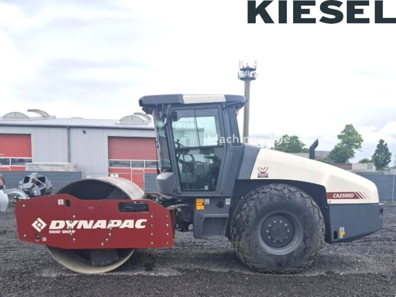 Dynapac CA2500D kompaktor s jednim valjkom