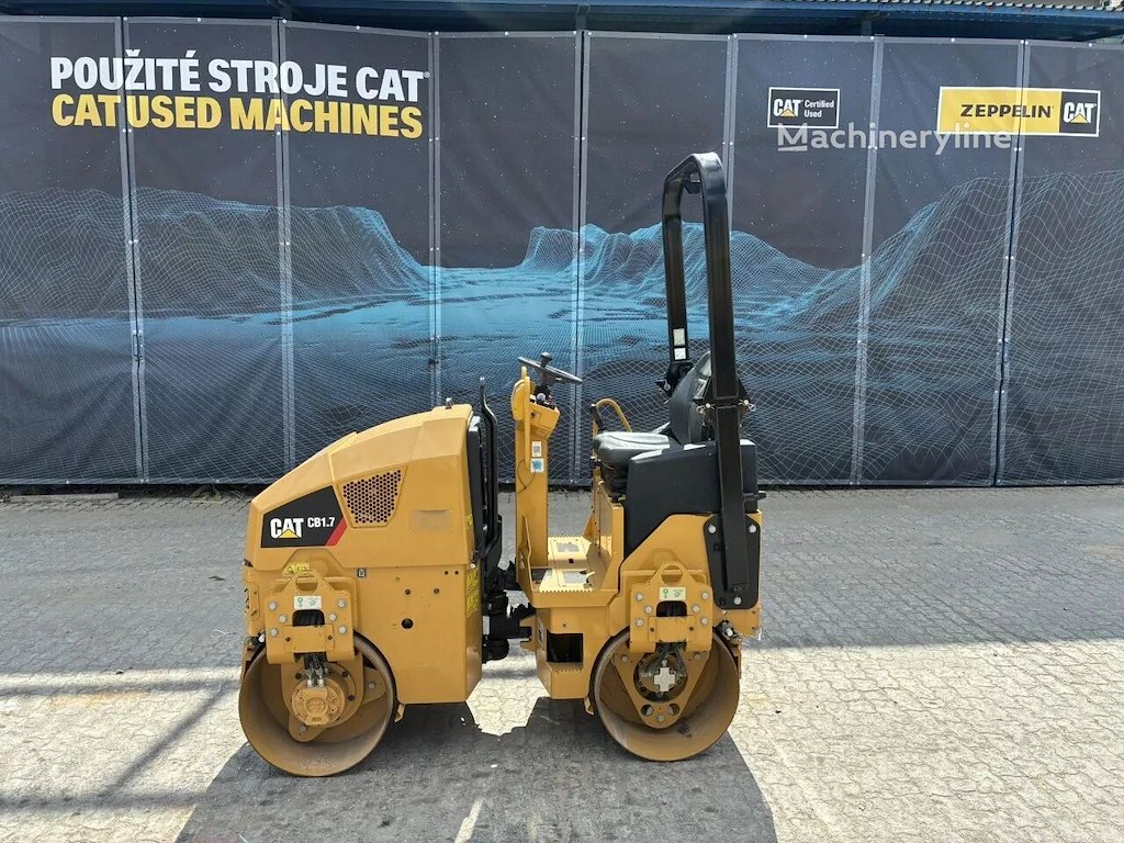 Caterpillar CB1.7 mali valjak