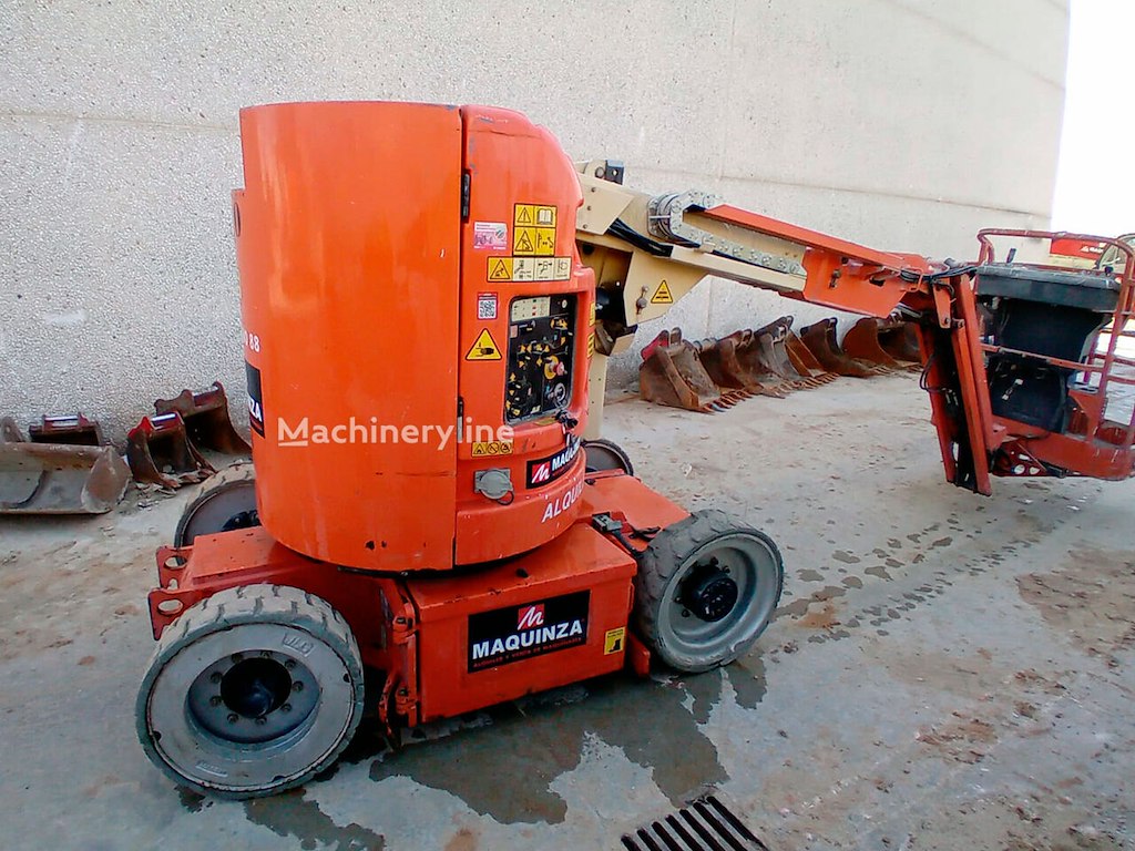 JLG E300AJ hidraulična zglobna platforma