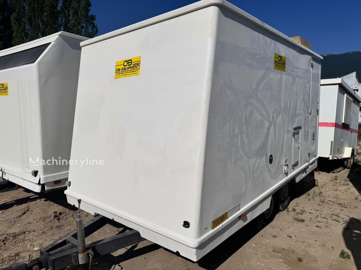 JCR Remorque cabane de chantier 2 essieux JCR 243DFRD sanitarni kontejner