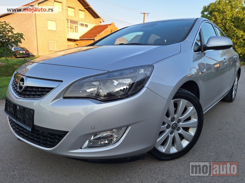 Opel Astra 1.7 CDTI,COSMO,PRELEPA