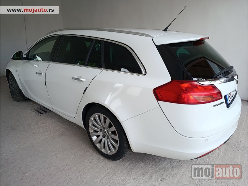 Opel Insignia 2.0cdti