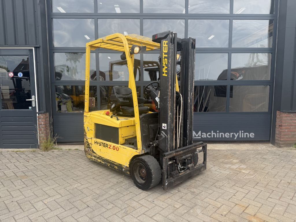 Hyster J2.00XMT viljuškar na tri točka