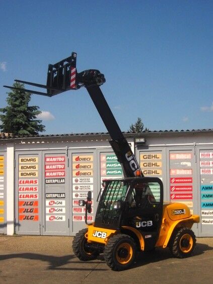 JCB 520 - 40 teleskopski utovarivač