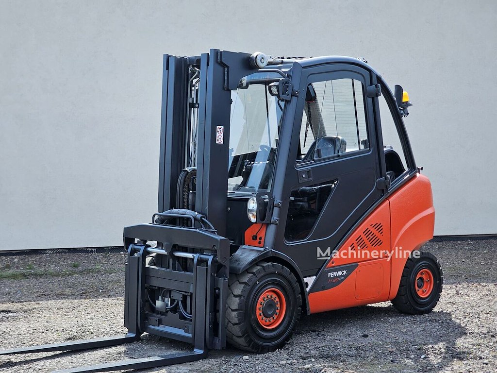 Linde H30T-02 viljuškar na gas