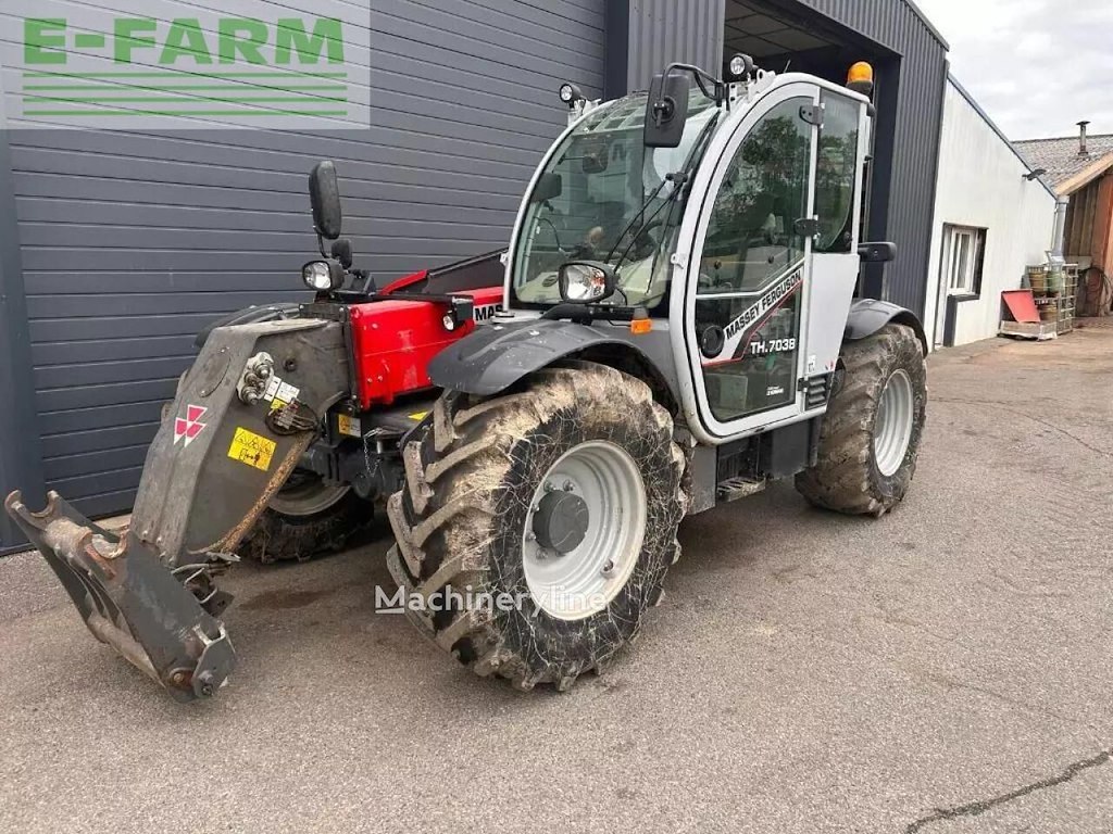 Massey Ferguson TH7038 teleskopski utovarivač