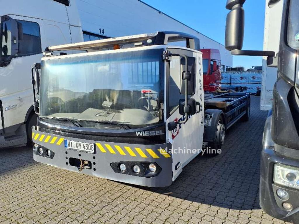 Kamag Vehicle Rigid 4x2 KAMAG Wiesel terminalni tegljač
(650905)