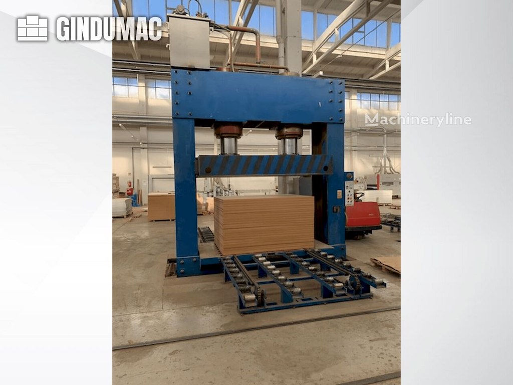 LINYI JIANZHONG WOOD MACIHNERY JJC-CP presa za lepljenje