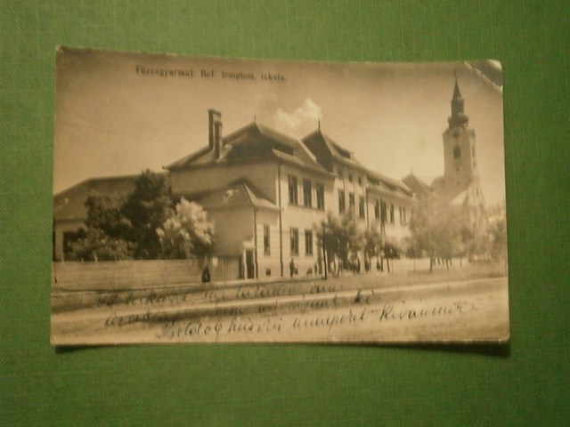 FUZESGIARMAT: CRKVENA ŠKOLA PUTOVALA 1931.