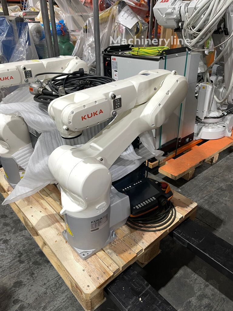 KUKA KR10 R1100-2 KR C4 industrijski robot