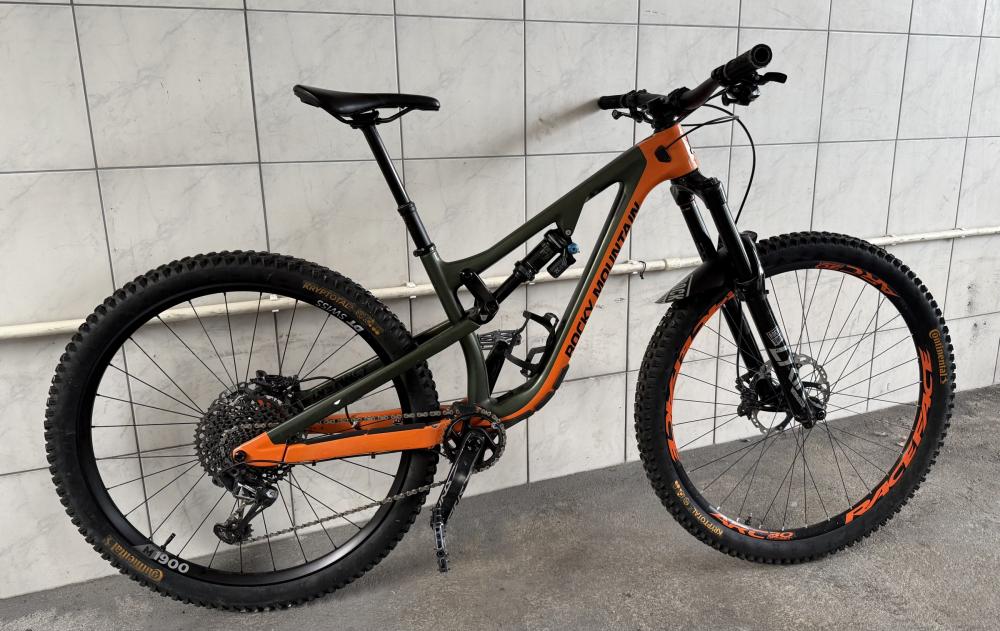 Rocky Mountain Instinct Carbon