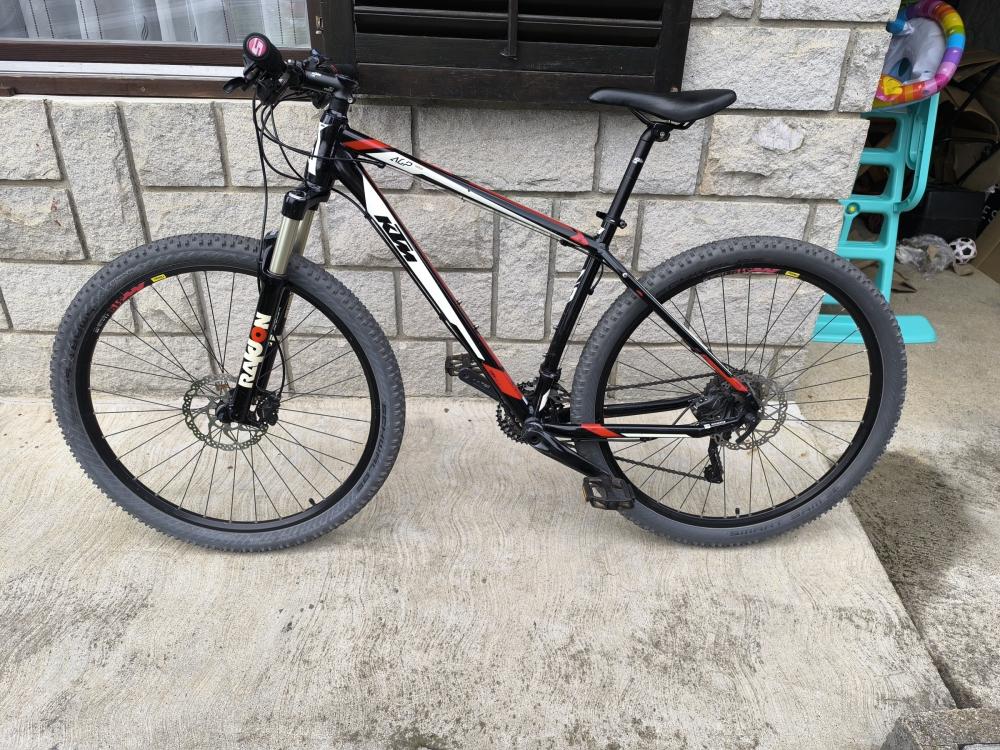KTM,XT,3X10,tocak 29,hidraulika,ram-L