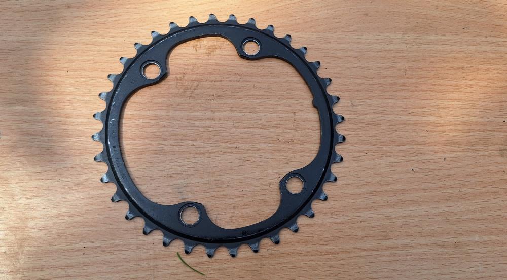 Lančanik Shimano Ultegra FC-R8100 36 t