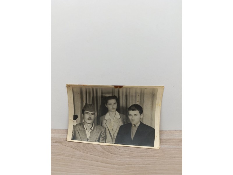 Vintage fotografija dama i gospoda