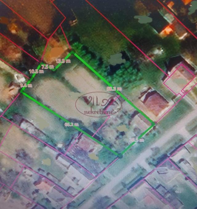 Srbobran, Turija,  Lep veliki plac blizu kanala i centra