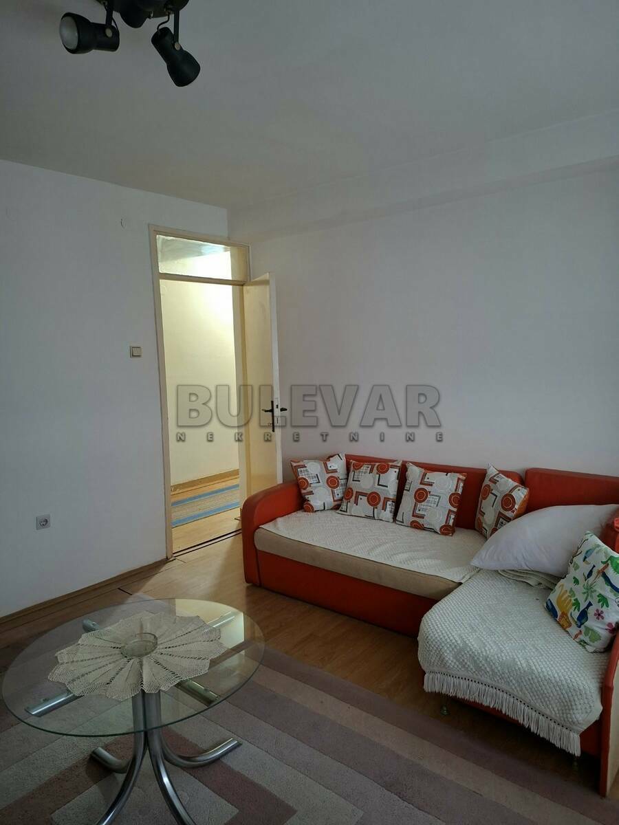 Dvosoban stan, Niš - Centar | Izdavanje · 54m² · 350€