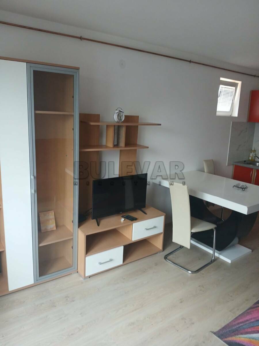 Dvosoban stan, Kragujevac - Šest Topola | Izdavanje · 52m² · 300€