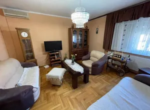 Izdavanje Vila - Novi Sad