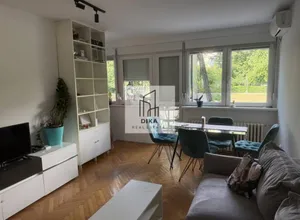 Izdavanje Stan - Beograd, Novi Beograd: Paviljoni - Pariske komune - Ikarus