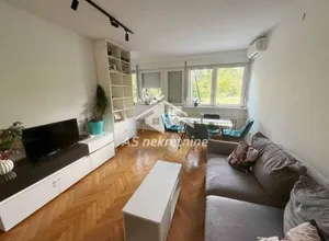 Izdavanje Stan - Beograd, Novi Beograd: Paviljoni - Pariske komune - Ikarus