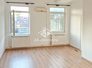 Izdavanje Stan - Beograd, Bogoslovija - Hadžipopovac
