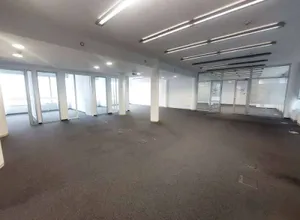 Izdavanje Lokal - Beograd, Novi Beograd: Paviljoni - Pariske komune - Ikarus