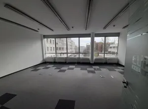 Izdavanje Lokal - Beograd, Novi Beograd: Paviljoni - Pariske komune - Ikarus