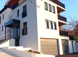 Prodaja Stan - Beograd, Surčin Centar