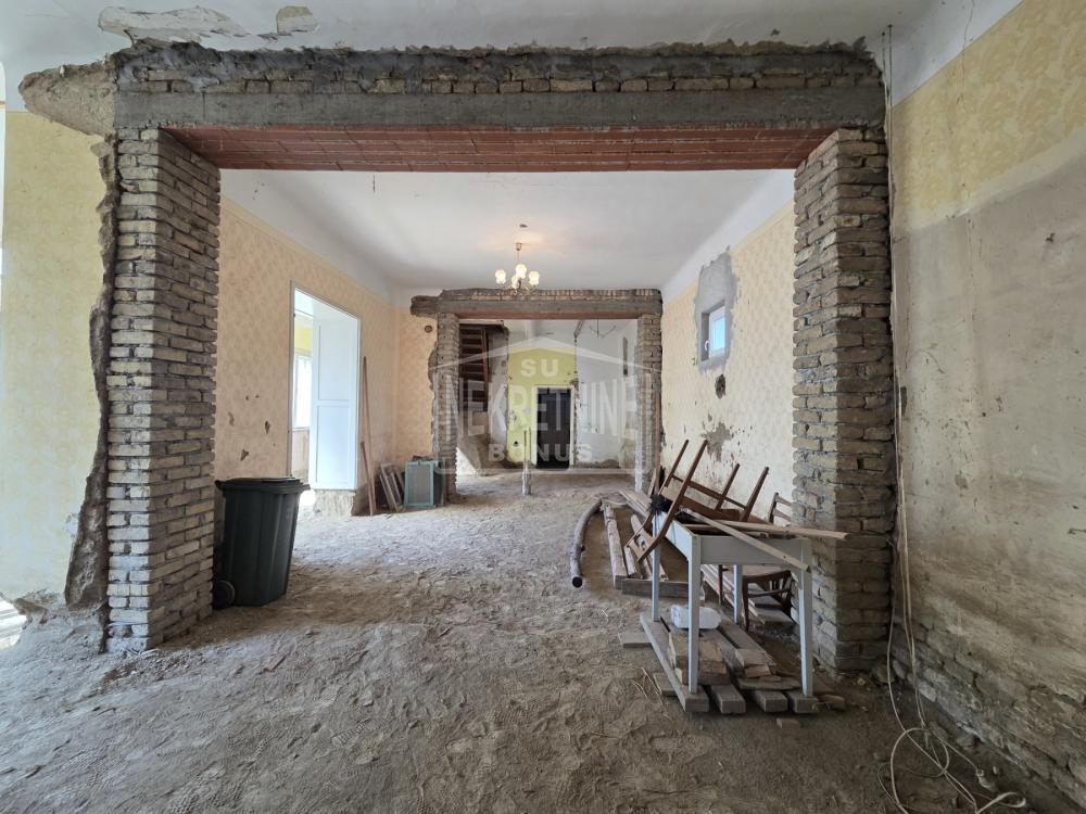 Subotica-Bajmok-velika Nemačka (Švapska) kuća sa velikim placem ID#2187
30.000 €