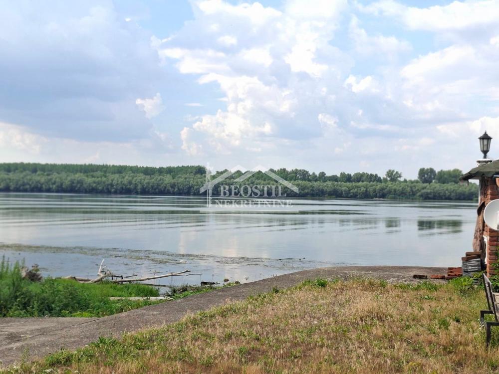 Kuća na obali Dunava Orešac ID#25348
139.000 €