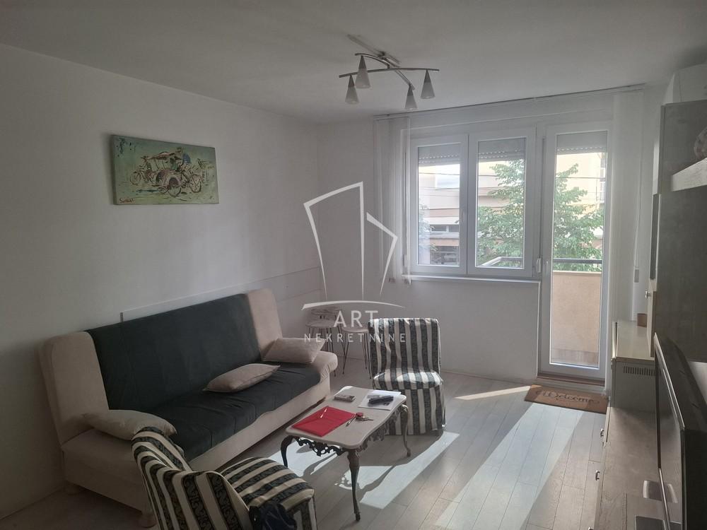 Sarajevska, odlična lokacija ID#15573
900 €